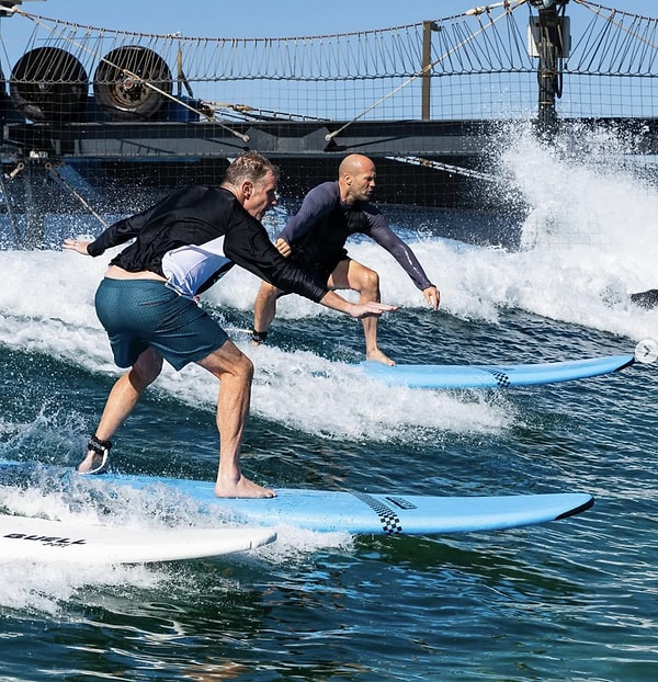 Jason Statham Kimdir, Kaç Yaşında? Jason Statham Mesleği ve Özel Hayatı ...